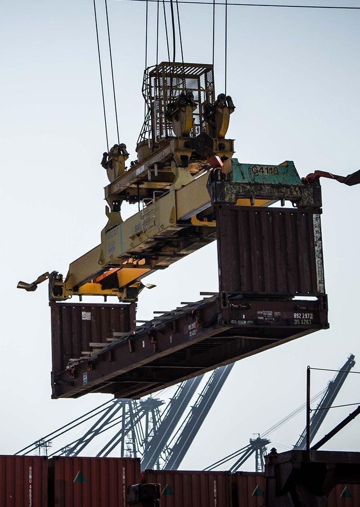 Flat Racks - Container Projects LLP